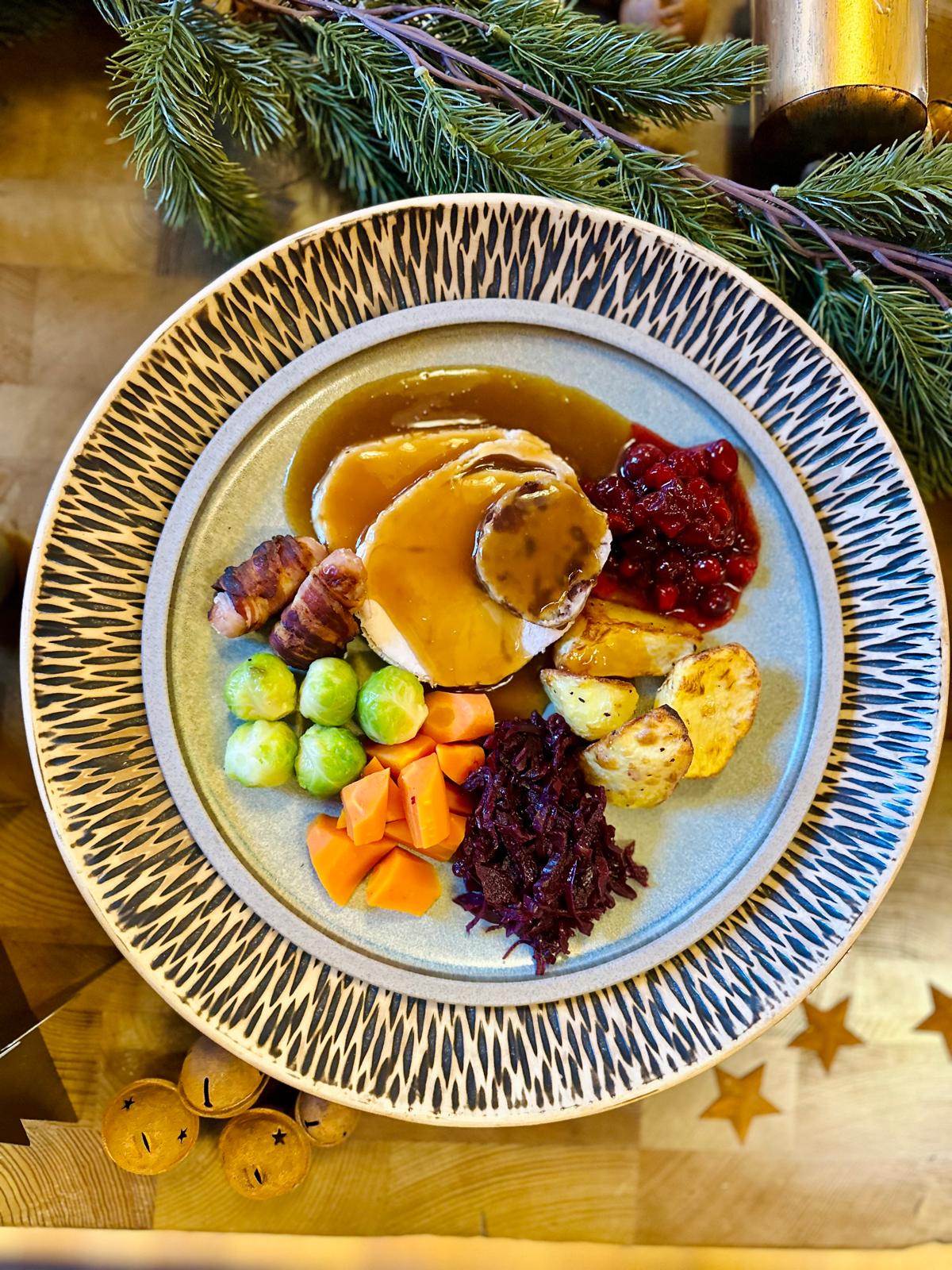 CHRISTMAS AT THE MURRAY ARMS - The Murray Arms